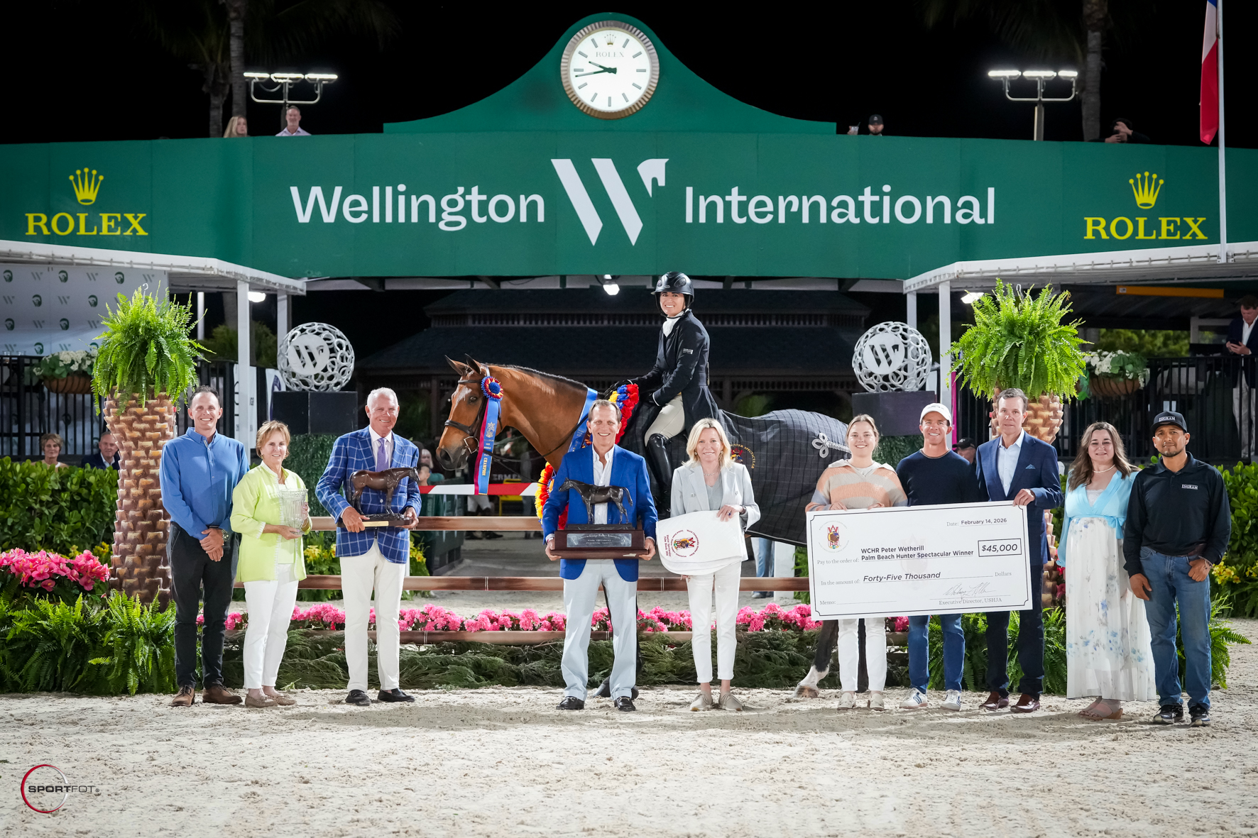 Victoria Colvin Claims $150,000 WCHR Peter Wetherill Palm Beach Hunter ...